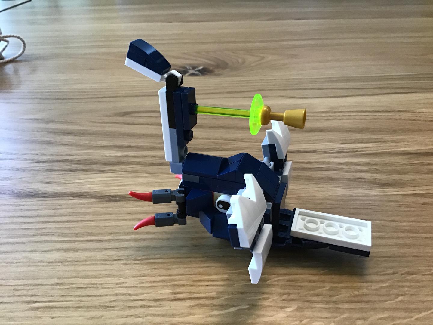 LEGO MOC 2-Headed Crab Swimmer by leo_lego | Rebrickable - Build with LEGO