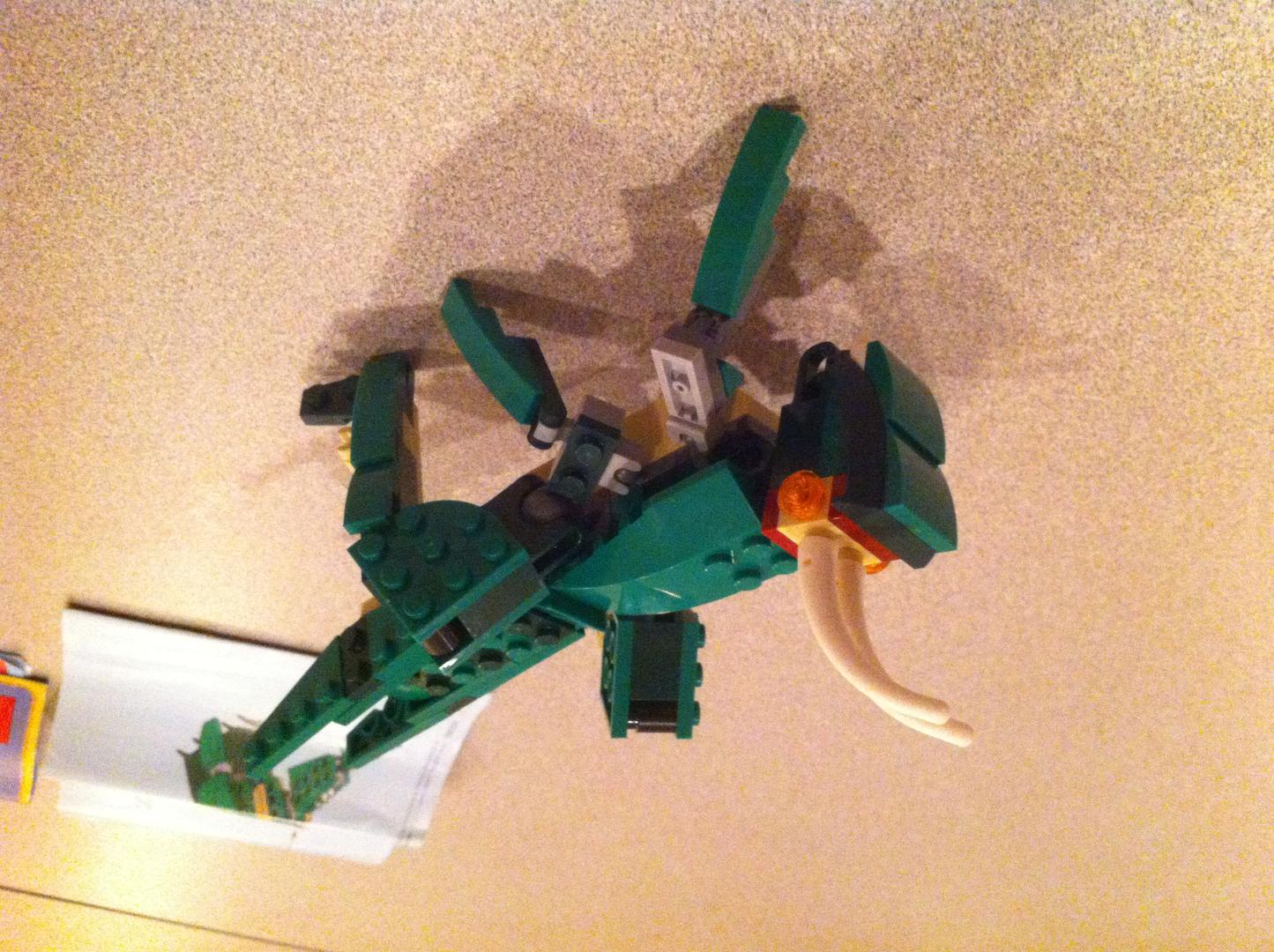 LEGO MOC 31058 Grasshopper by apparat | Rebrickable - Build with LEGO